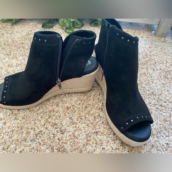 Shoes | New Ladies Suede Sandal Brand Enjoy The Weather In This Cute ...